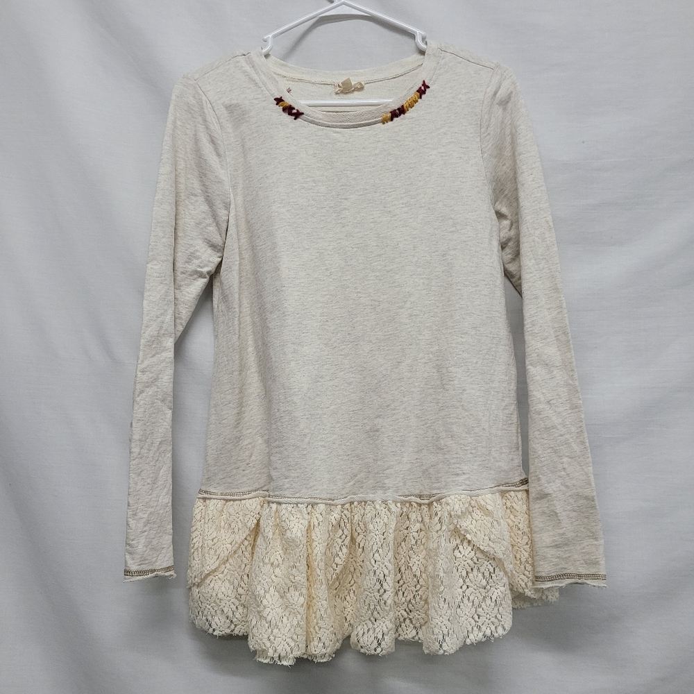 Hem & Thread Top - Gem